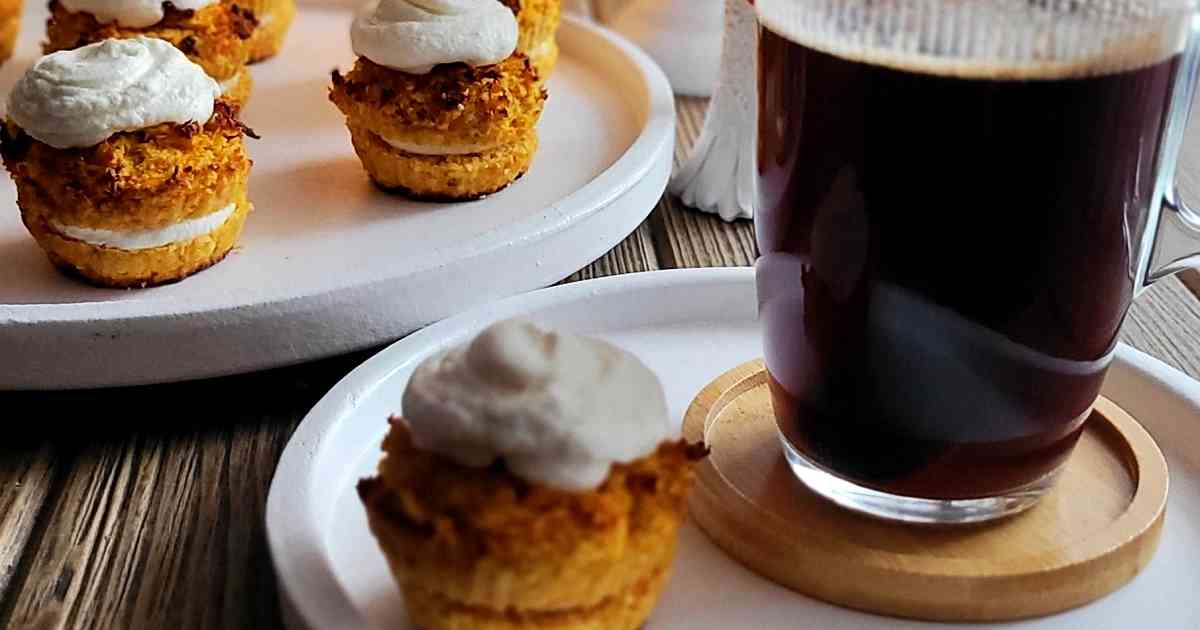 MRKVOVO KOKOSOVÉ MUFFINY - Jídelní plán